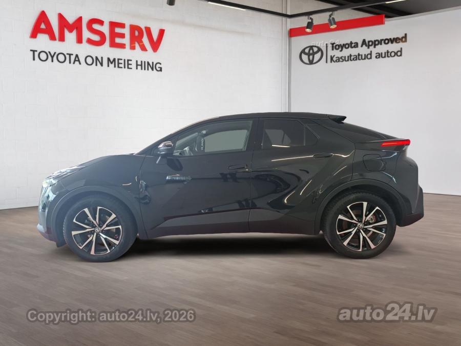 Black Toyota C-HR 2025 in Viljandi, with an engine capacity of 1.80 L and mileage of 25 thousand km for 28990 €, photo 4 on AUTOMOTO.COM.LV