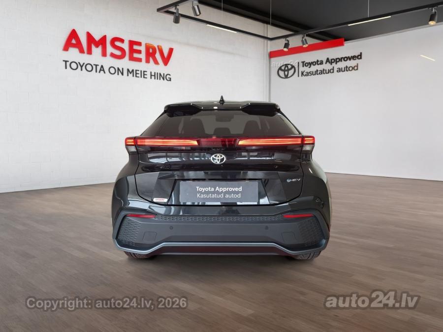 Black Toyota C-HR 2025 in Viljandi, with an engine capacity of 1.80 L and mileage of 25 thousand km for 28990 €, photo 5 on AUTOMOTO.COM.LV