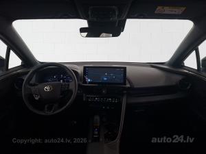 Black Toyota C-HR 2025 in Viljandi, with an engine capacity of 1.80 L and mileage of 25 thousand km for 28990 €, photo 9 on AUTOMOTO.COM.LV