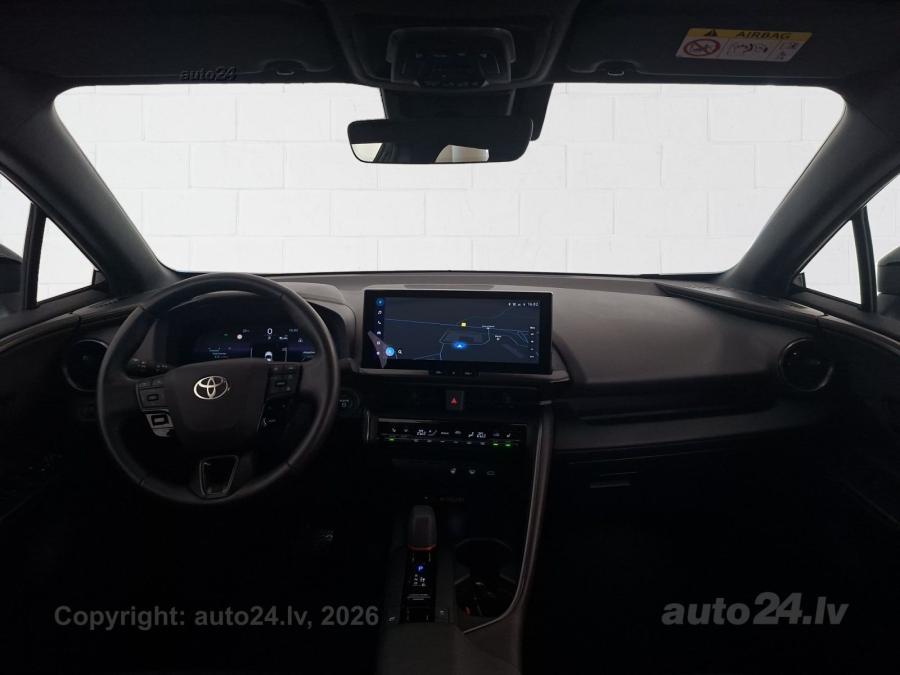 Black Toyota C-HR 2025 in Viljandi, with an engine capacity of 1.80 L and mileage of 25 thousand km for 28990 €, photo 9 on AUTOMOTO.COM.LV