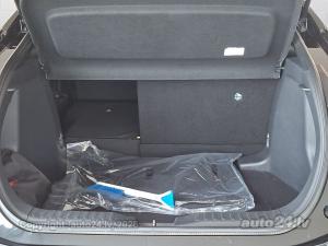 Black Toyota C-HR 2025 in Viljandi, with an engine capacity of 1.80 L and mileage of 25 thousand km for 28990 €, photo 11 on AUTOMOTO.COM.LV