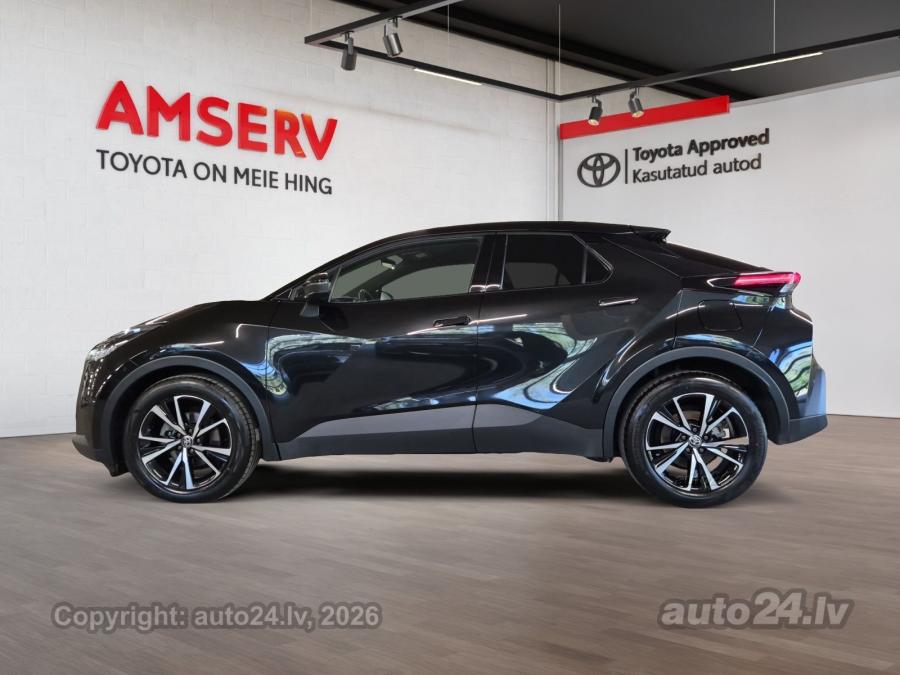Melns Toyota C-HR 2025 Tallina, ar dzinēja tilpumu 1.80 L un nobraukumu 33 tūkst. km par 28990 €, foto 4 vietnē AUTOMOTO.COM.LV