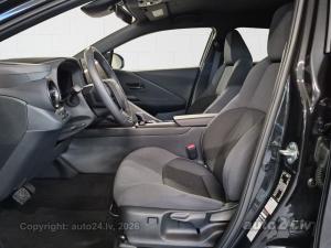 Melns Toyota C-HR 2025 Tallina, ar dzinēja tilpumu 1.80 L un nobraukumu 33 tūkst. km par 28990 €, foto 12 vietnē AUTOMOTO.COM.LV