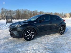 Черный Тойота C-HR 2018 в Каунас, объемом двигателя 1.80 л и пробегом 227 тыс. км за 13450 €, фото  на AUTOMOTO.COM.LV