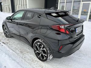 Melns Toyota C-HR 2021 Viļņa, ar dzinēja tilpumu 1.80 L un nobraukumu 125 tūkst. km par 18400 €, foto 5 vietnē AUTOMOTO.COM.LV