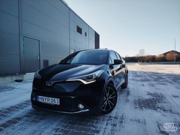 Melns Toyota C-HR 2017 Šauļi, ar dzinēja tilpumu 1.80 L un nobraukumu 233 tūkst. km par 14500 €, foto 1 vietnē AUTOMOTO.COM.LV