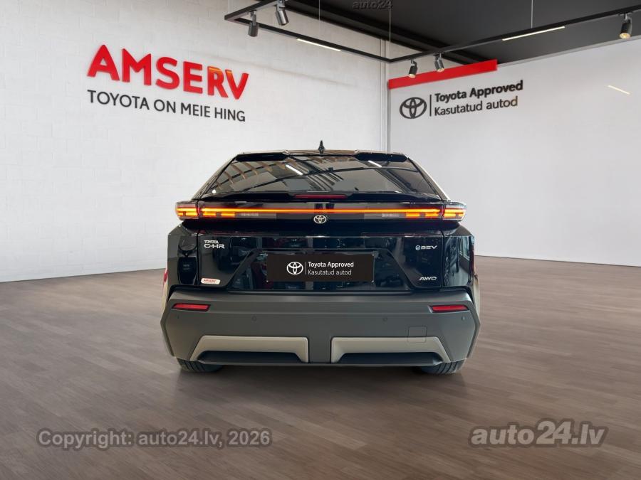 Melns Toyota C-HR 2026 Pērnava, ar dzinēja tilpumu 0.00 L un nobraukumu 8 tūkst. km par 52000 €, foto 5 vietnē AUTOMOTO.COM.LV