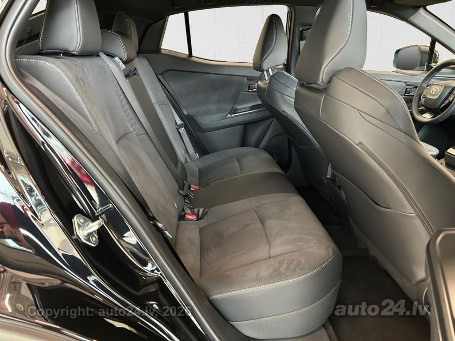 Melns Toyota C-HR 2026 Pērnava, ar dzinēja tilpumu 0.00 L un nobraukumu 8 tūkst. km par 52000 €, foto 8 vietnē AUTOMOTO.COM.LV