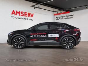 Черный Тойота C-HR 2026 в Таллин, объемом двигателя 0.00 л и пробегом 8 тыс. км за 46490 €, фото 4 на AUTOMOTO.COM.LV