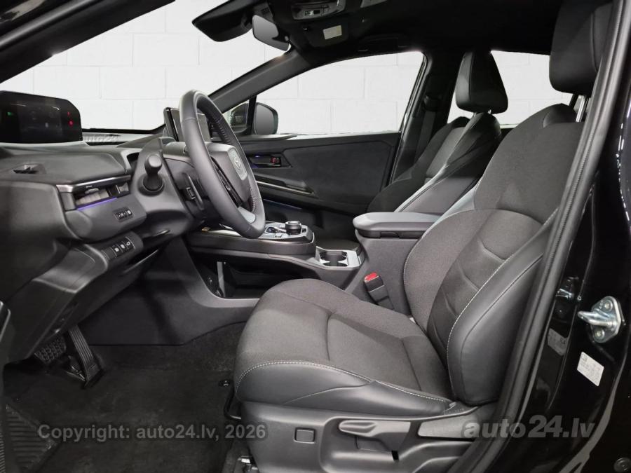 Черный Тойота C-HR 2026 в Таллин, объемом двигателя 0.00 л и пробегом 8 тыс. км за 46490 €, фото 12 на AUTOMOTO.COM.LV