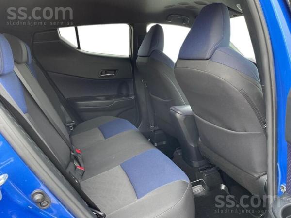 Zils Toyota C-HR 2017 Rīga, ar dzinēja tilpumu 1.20 L un nobraukumu 85 tūkst. km par 16990 €, foto 7 vietnē AUTOMOTO.COM.LV