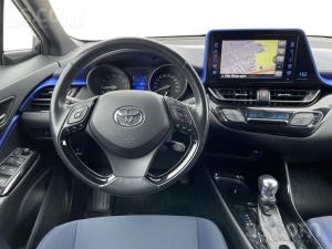Blue Toyota C-HR 2017 in Riga, with an engine capacity of 1.20 L and mileage of 85 thousand km for 16990 €, photo 10 on AUTOMOTO.COM.LV