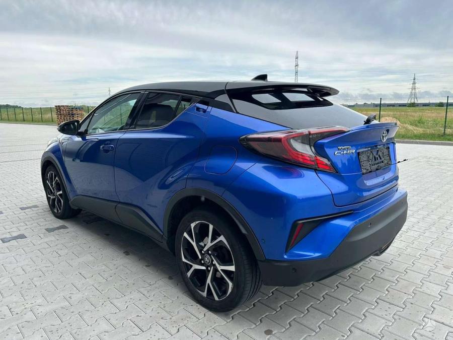 Zils Toyota C-HR 2017 Klaipėda, ar dzinēja tilpumu 1.80 L un nobraukumu 253 tūkst. km par 14300 €, foto 6 vietnē AUTOMOTO.COM.LV