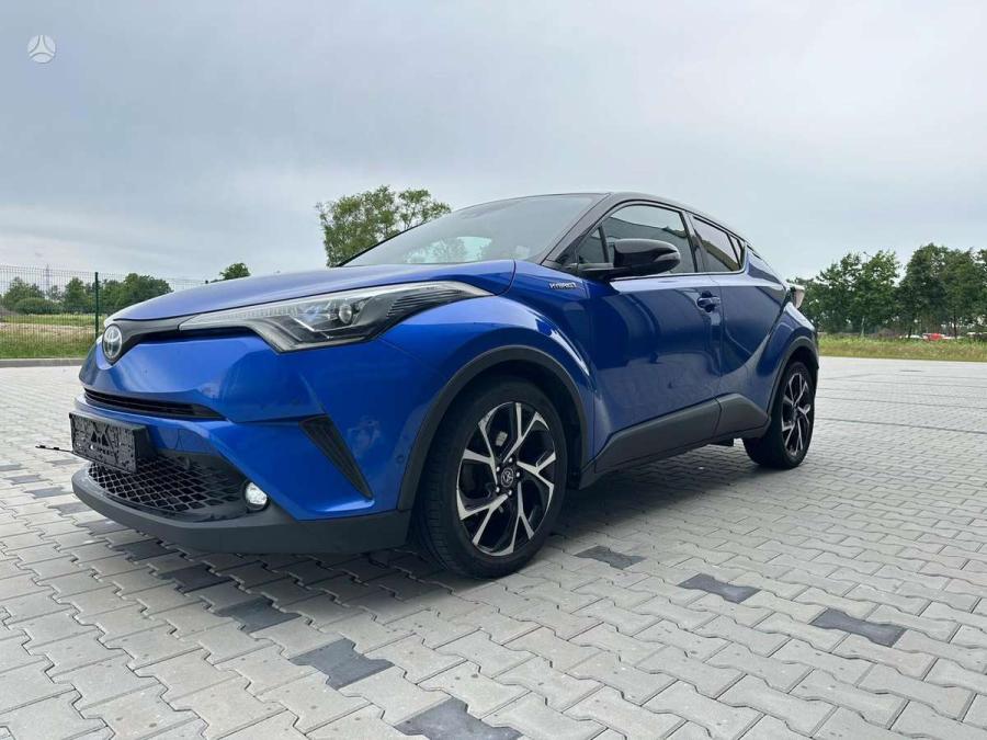 Zils Toyota C-HR 2017 Klaipėda, ar dzinēja tilpumu 1.80 L un nobraukumu 253 tūkst. km par 14300 €, foto 12 vietnē AUTOMOTO.COM.LV