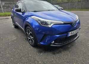 Blue Toyota C-HR 2017 in Vilnius, with an engine capacity of 1.80 L and mileage of 214 thousand km for 14400 €, photo 5 on AUTOMOTO.COM.LV