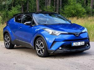 Blue Toyota C-HR 2017 in Vilnius, with an engine capacity of 1.80 L and mileage of 170 thousand km for 13800 €, photo 4 on AUTOMOTO.COM.LV