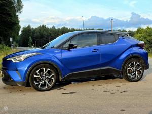 Blue Toyota C-HR 2017 in Vilnius, with an engine capacity of 1.80 L and mileage of 170 thousand km for 13800 €, photo 14 on AUTOMOTO.COM.LV