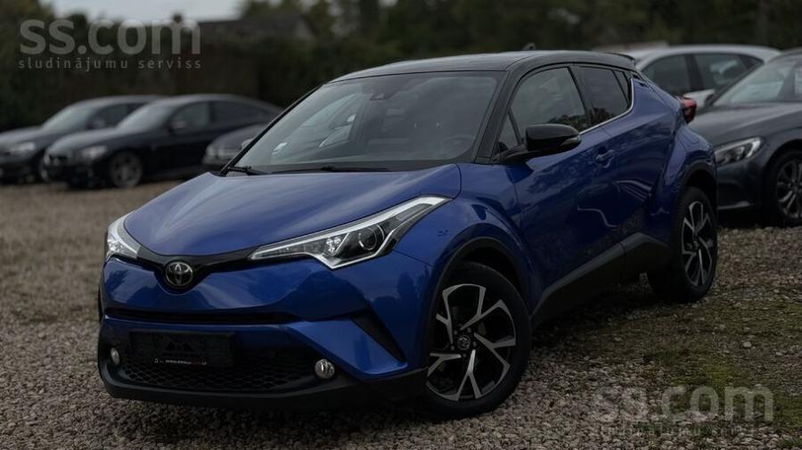Синий Тойота C-HR 2017 в Елгава, объемом двигателя 1.20 л и пробегом 135 тыс. км за 14690 €, фото 3 на AUTOMOTO.COM.LV