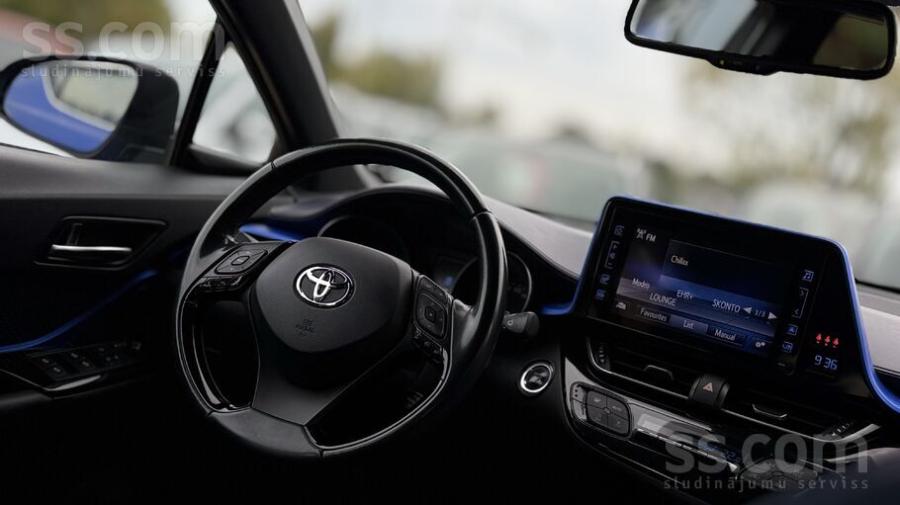 Синий Тойота C-HR 2017 в Елгава, объемом двигателя 1.20 л и пробегом 135 тыс. км за 14690 €, фото 12 на AUTOMOTO.COM.LV