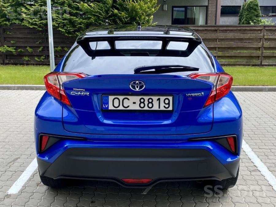 Zils Toyota C-HR 2018 Rīga, ar dzinēja tilpumu 1.80 L un nobraukumu 140 tūkst. km par 16980 €, foto 5 vietnē AUTOMOTO.COM.LV