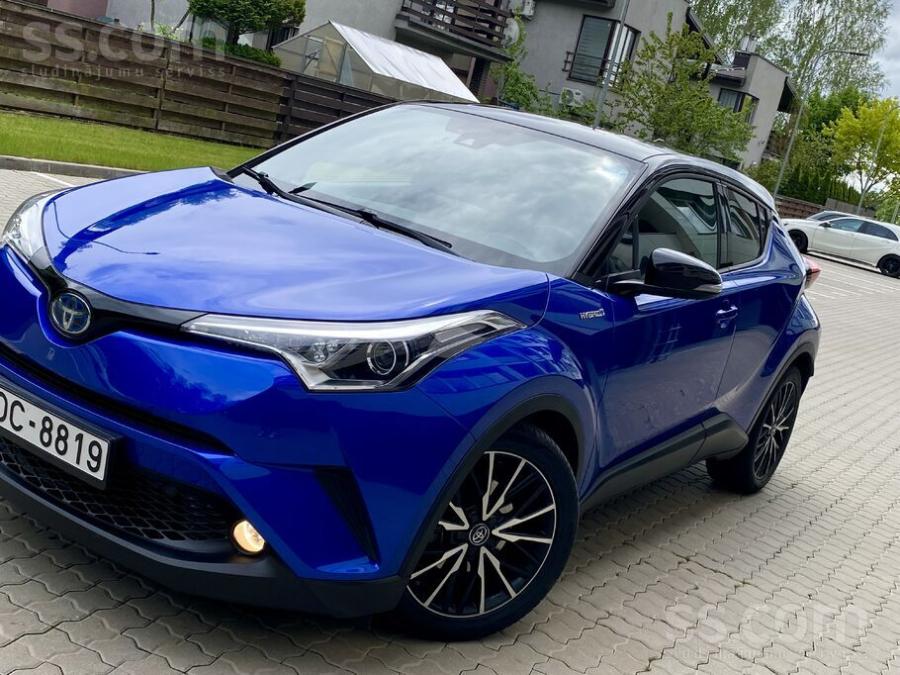 Zils Toyota C-HR 2018 Rīga, ar dzinēja tilpumu 1.80 L un nobraukumu 140 tūkst. km par 16980 €, foto 32 vietnē AUTOMOTO.COM.LV
