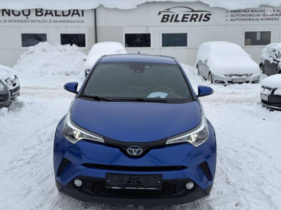 Синий Тойота C-HR 2018 в Утена, объемом двигателя 1.80 л и пробегом 202 тыс. км за 13590 €, фото 6 на AUTOMOTO.COM.LV