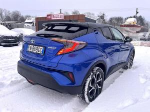 Blue Toyota C-HR 2018 in Kaunas, with an engine capacity of 1.80 L and mileage of 146 thousand km for 16700 €, photo 6 on AUTOMOTO.COM.LV