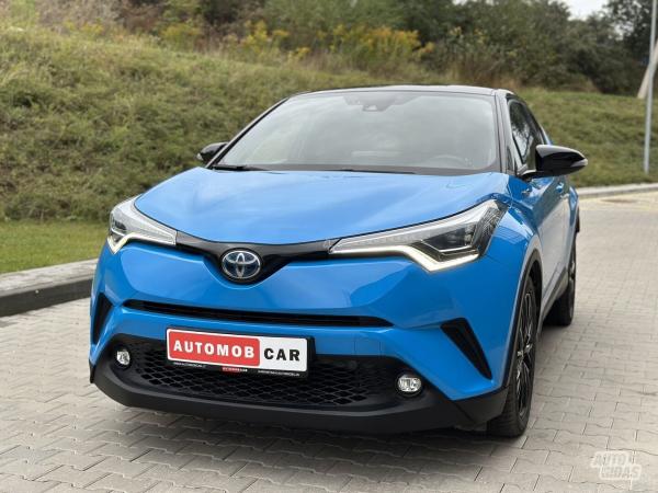 Blue Toyota C-HR 2018 in Vilnius, with an engine capacity of 1.80 L and mileage of 141 thousand km for 16950 €, photo 1 on AUTOMOTO.COM.LV