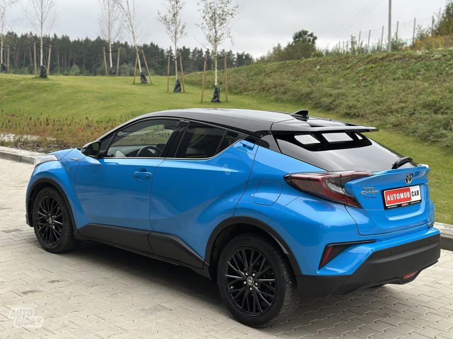 Zils Toyota C-HR 2018 Viļņa, ar dzinēja tilpumu 1.80 L un nobraukumu 141 tūkst. km par 16950 €, foto 14 vietnē AUTOMOTO.COM.LV
