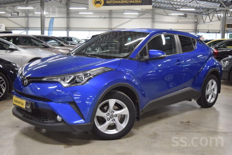 Синий Тойота C-HR 2018 в Рига, объемом двигателя 1.20 л и пробегом 64 тыс. км за 14900 €, фото 1 на AUTOMOTO.COM.LV