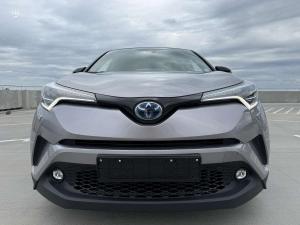 Синий Тойота C-HR 2018 в Вильнюс, объемом двигателя 1.80 л и пробегом 181 тыс. км за 15900 €, фото 4 на AUTOMOTO.COM.LV
