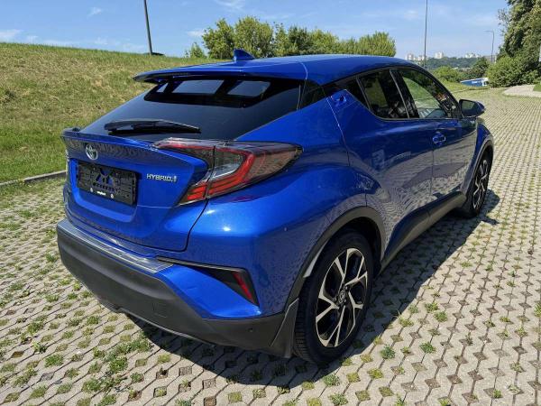 Синий Тойота C-HR 2018 в Каунас, объемом двигателя 1.80 л и пробегом 141 тыс. км за 16950 €, фото 6 на AUTOMOTO.COM.LV