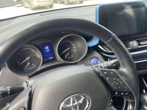 Zils Toyota C-HR 2018 Kauņa, ar dzinēja tilpumu 1.80 L un nobraukumu 117 tūkst. km par 15600 €, foto 11 vietnē AUTOMOTO.COM.LV
