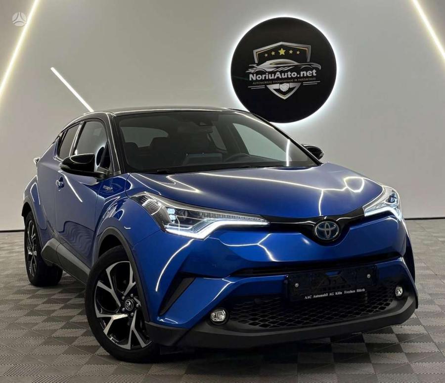 Blue Toyota C-HR 2018 in Marijampole, with an engine capacity of 1.80 L and mileage of 160 thousand km for 16999 €, photo 1 on AUTOMOTO.COM.LV