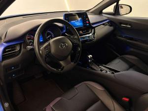 Blue Toyota C-HR 2018 in Marijampole, with an engine capacity of 1.80 L and mileage of 160 thousand km for 16999 €, photo 19 on AUTOMOTO.COM.LV