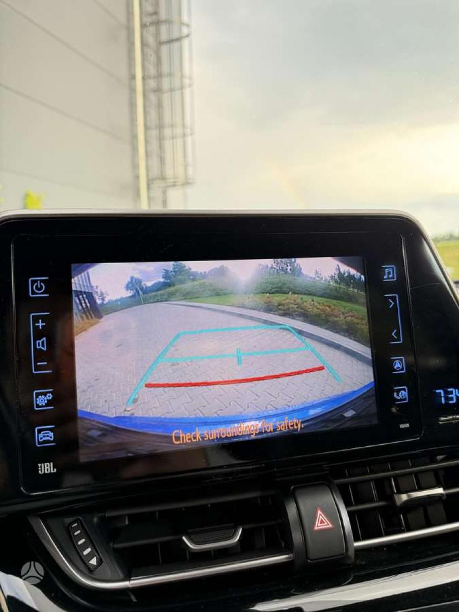 Blue Toyota C-HR 2018 in Vilnius, with an engine capacity of 1.80 L and mileage of 219 thousand km for 13900 €, photo 14 on AUTOMOTO.COM.LV