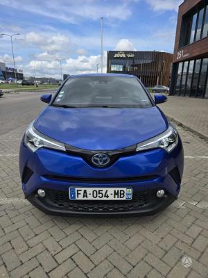 Синий Тойота C-HR 2018 в Вильнюс, объемом двигателя 1.80 л и пробегом 269 тыс. км за 13550 €, фото 3 на AUTOMOTO.COM.LV