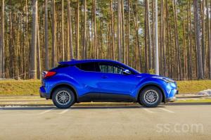 Синий Тойота C-HR 2018 в Рига, объемом двигателя 1.80 л и пробегом 79 тыс. км за 16790 €, фото 9 на AUTOMOTO.COM.LV