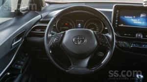 Синий Тойота C-HR 2018 в Рига, объемом двигателя 1.80 л и пробегом 79 тыс. км за 16790 €, фото 14 на AUTOMOTO.COM.LV