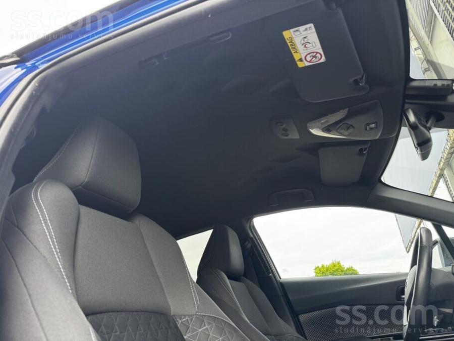 Синий Тойота C-HR 2018 в Рига, объемом двигателя 2.00 л и пробегом 121 тыс. км за 18900 €, фото 14 на AUTOMOTO.COM.LV