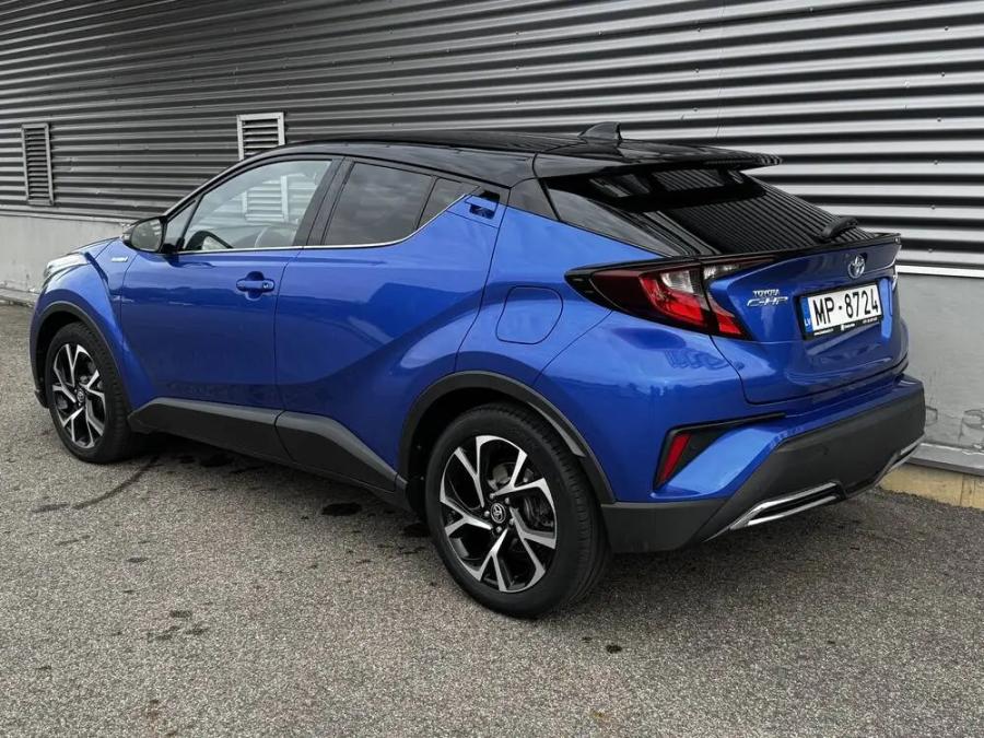 Zils Toyota C-HR 2018 Rīga, ar dzinēja tilpumu 2.00 L un nobraukumu 121 tūkst. km par 18900 €, foto 4 vietnē AUTOMOTO.COM.LV