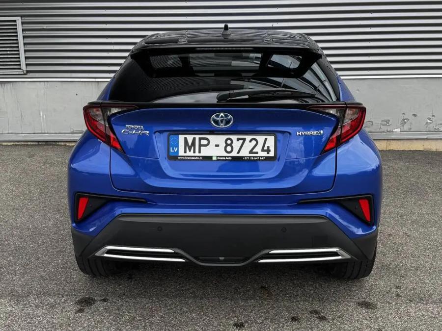 Zils Toyota C-HR 2018 Rīga, ar dzinēja tilpumu 2.00 L un nobraukumu 121 tūkst. km par 18900 €, foto 5 vietnē AUTOMOTO.COM.LV