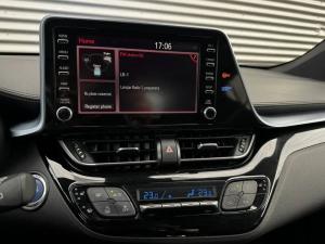 Zils Toyota C-HR 2018 Rīga, ar dzinēja tilpumu 2.00 L un nobraukumu 121 tūkst. km par 18900 €, foto 22 vietnē AUTOMOTO.COM.LV
