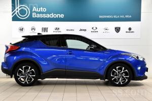 Blue Toyota C-HR 2019 in Riga, with an engine capacity of 1.80 L and mileage of 100 thousand km for 16990 €, photo 5 on AUTOMOTO.COM.LV