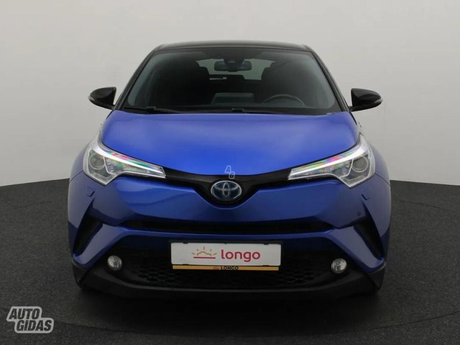 Синий Тойота C-HR 2019 в Вильнюс, объемом двигателя 1.80 л и пробегом 100 тыс. км за 18199 €, фото 3 на AUTOMOTO.COM.LV