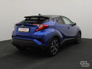 Синий Тойота C-HR 2019 в Вильнюс, объемом двигателя 1.80 л и пробегом 100 тыс. км за 18199 €, фото 8 на AUTOMOTO.COM.LV