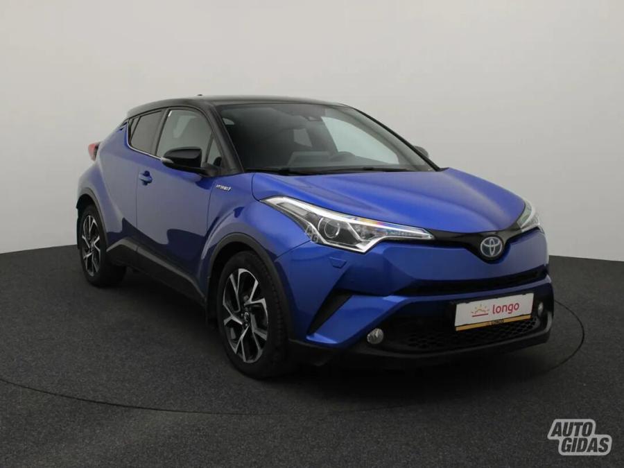 Синий Тойота C-HR 2019 в Вильнюс, объемом двигателя 1.80 л и пробегом 100 тыс. км за 18199 €, фото 10 на AUTOMOTO.COM.LV
