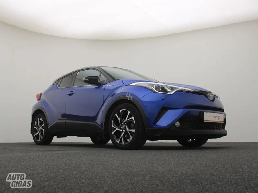 Синий Тойота C-HR 2019 в Вильнюс, объемом двигателя 1.80 л и пробегом 100 тыс. км за 18199 €, фото 11 на AUTOMOTO.COM.LV