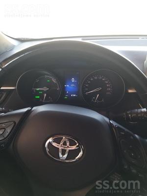 Синий Тойота C-HR 2019 в Вентспилс, объемом двигателя 1.80 л и пробегом 88 тыс. км за 19050 €, фото 4 на AUTOMOTO.COM.LV