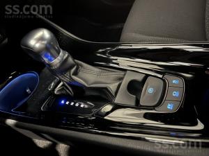 Синий Тойота C-HR 2019 в Вентспилс, объемом двигателя 1.80 л и пробегом 88 тыс. км за 19050 €, фото 10 на AUTOMOTO.COM.LV